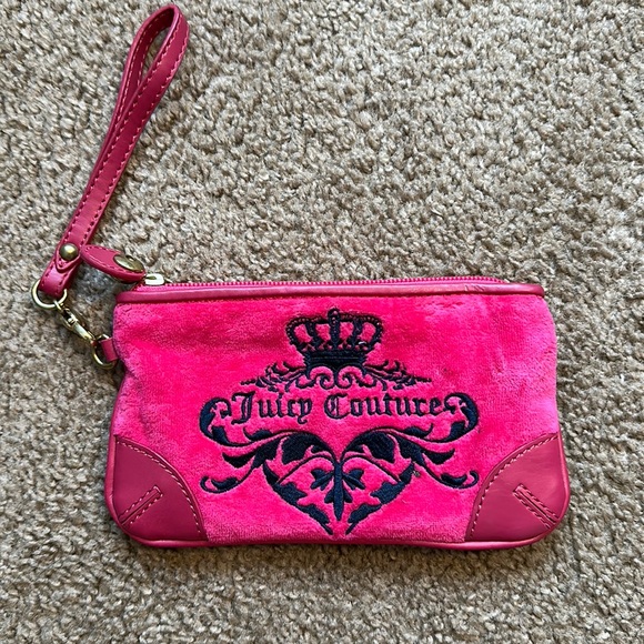 Juicy Couture | Bags | Juicy Couture Wristlet | Poshmark